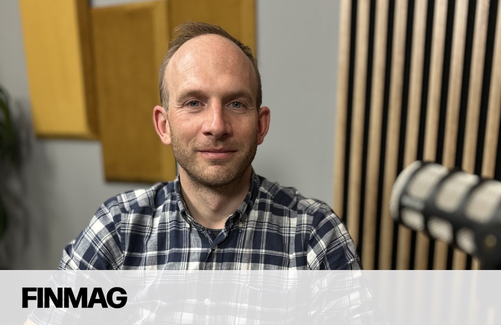 Z Komety do NHL. Adam Šoukal prodává Roger Britům a jde s ním - Finmag.cz