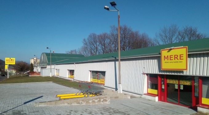 Levné potraviny mimo velké řetězce. Znáte zlevněnky? Přehled | Peníze.cz