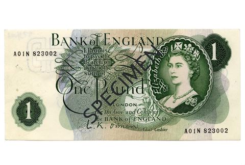 Bank of England ukázala nové libry. Bankovky ponesou portrét krále ...