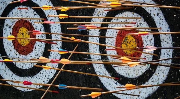 Nejlepší a nejhorší podílové fondy roku. Výsledky 2024 | Peníze.cz